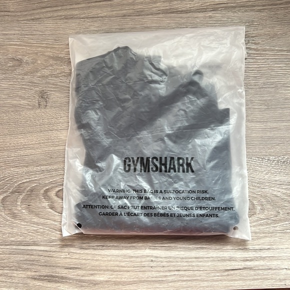 Gymshark | Tops | Brand New Gymshark Black Cropped Top Size Small Has ...